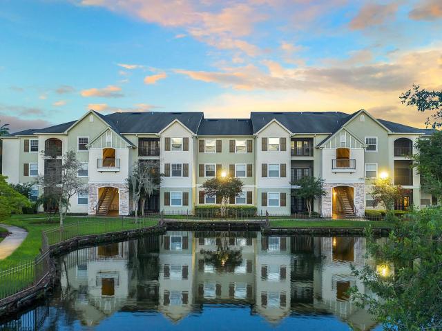 2 BR, 2 BA Apartment 9000 Summit Centre Way Unit 104, Orlando, FL 32810