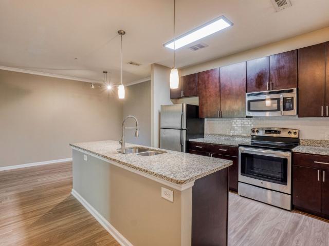 2 BR, 2 BA Apartment 9005 Post Canyon Lane Unit 5301, Charlotte, NC 28213