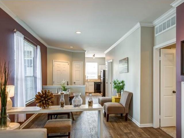 2 BR, 2 BA Apartment 9006 Vantage Point Dr, Dallas, TX 75243