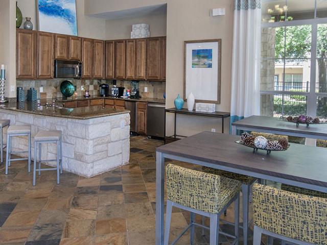 2 BR, 2 BA Apartment 900 Discovery Boulevard Unit 01102, Cedar Park, TX 78613