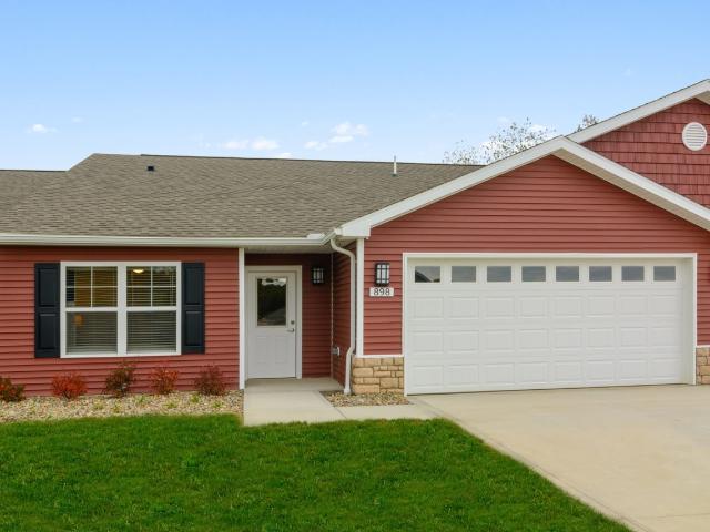 2 BR, 2 BA Apartment 900 Max Avenue Unit 914S, Mansfield, OH 44904