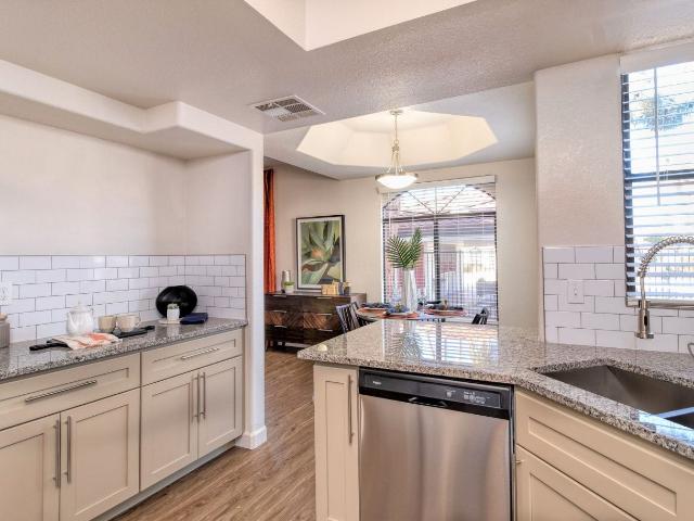 2 BR, 2 BA Apartment 900 North Rural Road Unit 1051, Chandler, AZ 85226