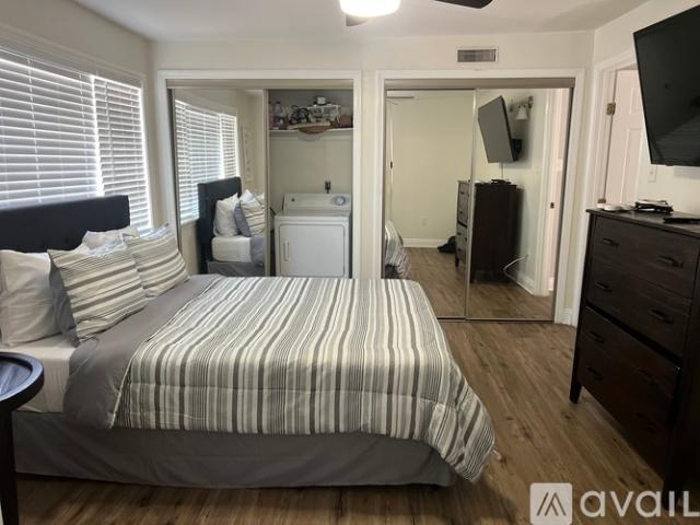2 BR, 2 BA Apartment 9015 Fig Street, New Orleans, LA 70118