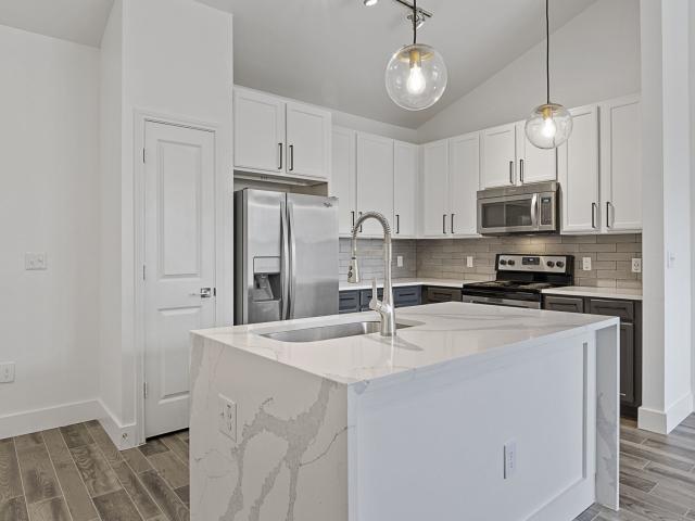 2 BR, 2 BA Apartment 901 New Meister Lane Unit 2121, Pflugerville, TX 78660