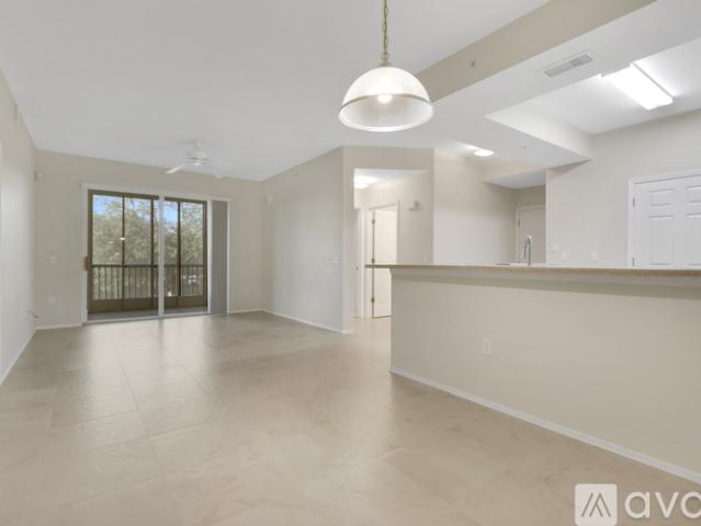 2 BR, 2 BA Apartment 9025 Colby Dr, Unit 2111, Fort Myers, FL 33919