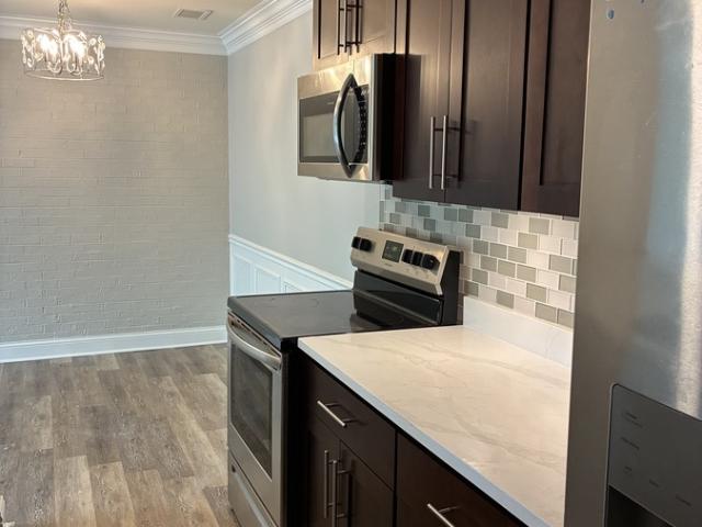 2 BR, 2 BA Apartment 907 Curtiss Street, Downers Grove, IL 60515