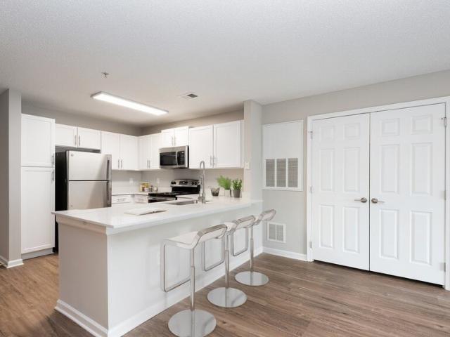 2 BR, 2 BA Apartment 905 Pineville Point Avenue Unit 6605 3C, Charlotte, NC 28217
