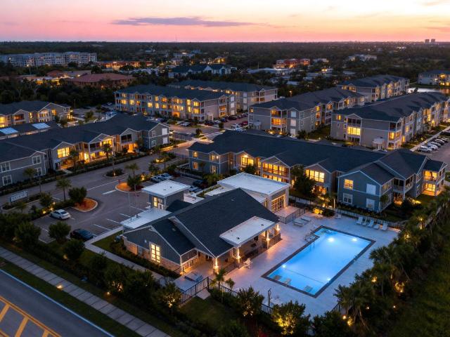 2 BR, 2 BA Apartment 9080 Arabian Dr. Unit 212, Fort Myers, FL 33912
