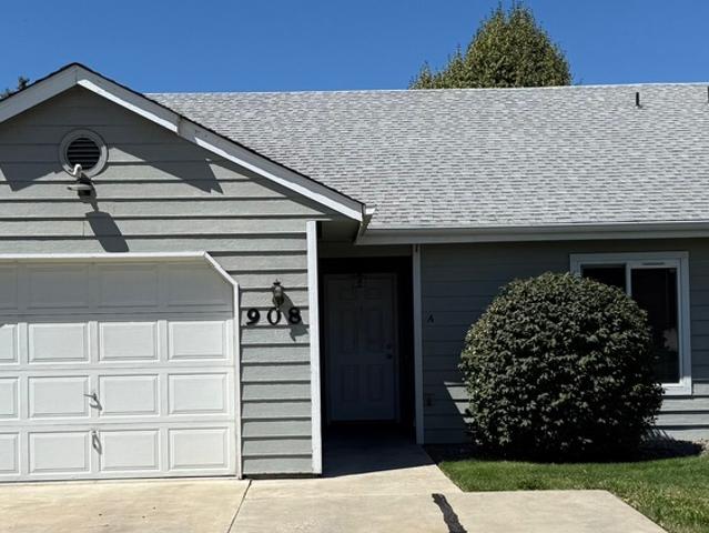 2 BR, 2 BA Apartment 908 North 34th Avenue, Yakima, WA 98902