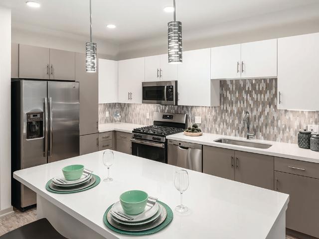 2 BR, 2 BA Apartment 909 East Playa Del Norte Drive Unit 6017, Tempe, AZ 85281