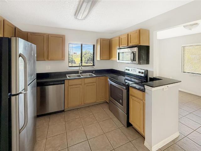 2 BR, 2 BA Apartment 90 Hidden Lake Drive, Sanford, FL 32773