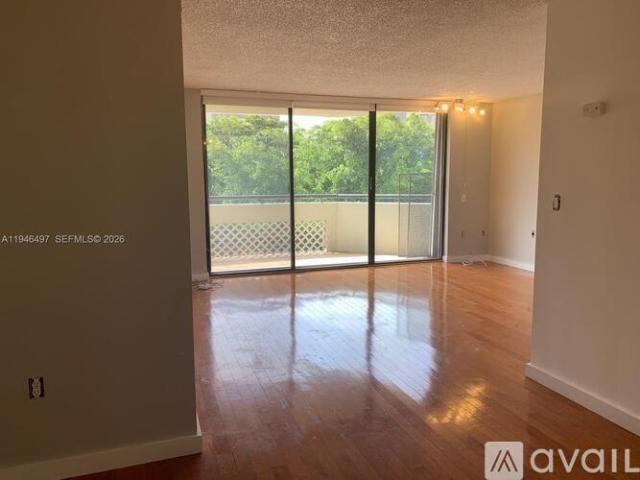 2 BR, 2 BA Apartment 911 E Ponce De Leon Blvd, Unit 403, Coral Gables, FL 33134