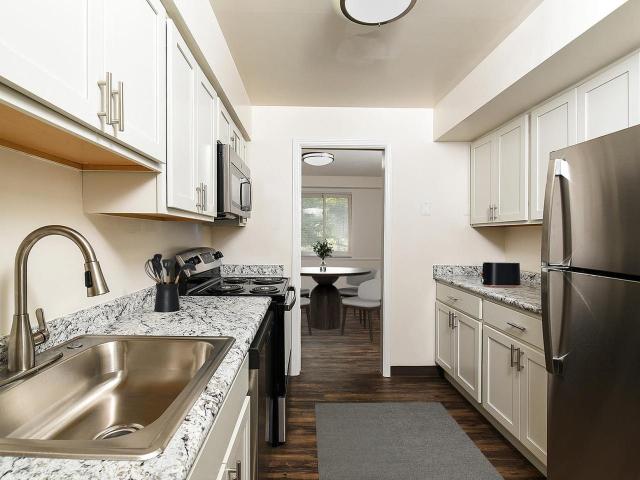2 BR, 2 BA Apartment 919 Aintree Park Dr Unit 08 204, Cleveland, OH 44143