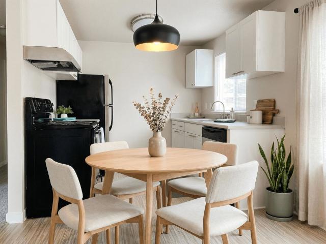 2 BR, 2 BA Apartment 9210 South Hosmer Street Unit D13, Tacoma, WA 98444