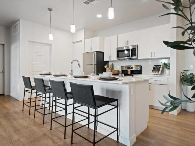 2 BR, 2 BA Apartment 9240 E Point Twenty Two Blvd Unit 3009, Mesa, AZ 85212