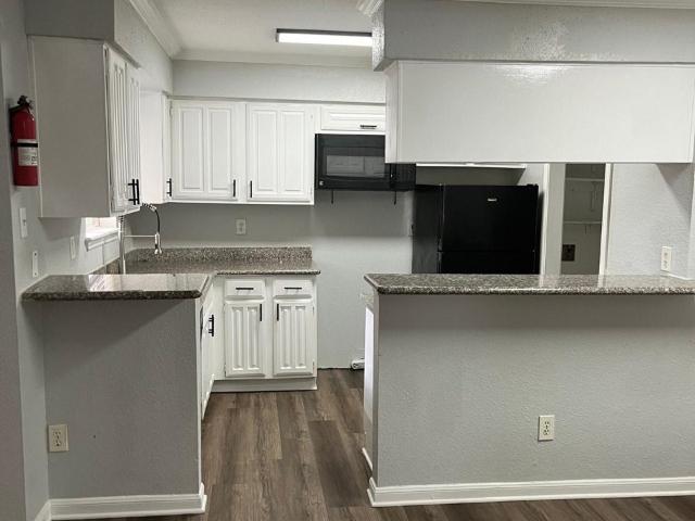 2 BR, 2 BA Apartment 9255 West Sam Houston Parkway South, Houston, TX 77036