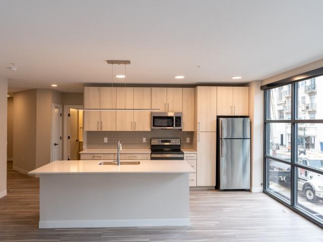 2 BR, 2 BA Apartment 932 Hamilton Street Unit 506, Allentown, PA 18101