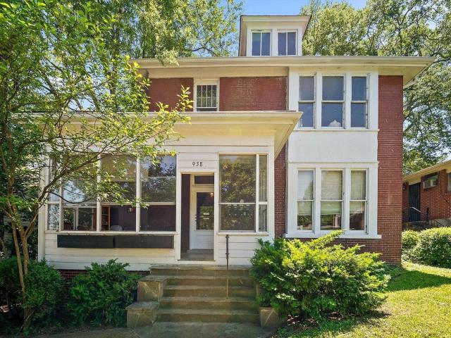 2 BR, 2 BA Apartment 938 Fort Wood St, Chattanooga, TN 37403