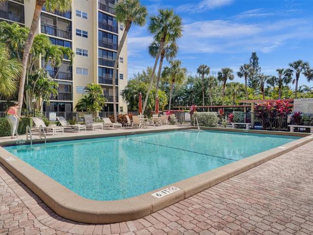 2 BR, 2 BA in Avalon Harbor