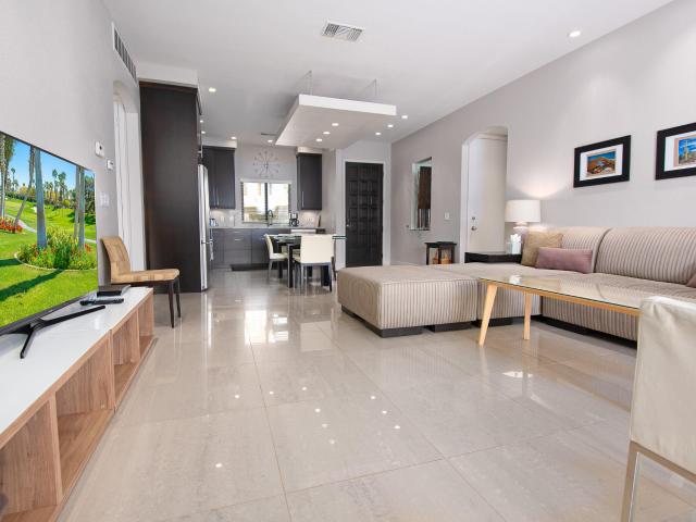 2 BR, 2 BA in Desert Princess