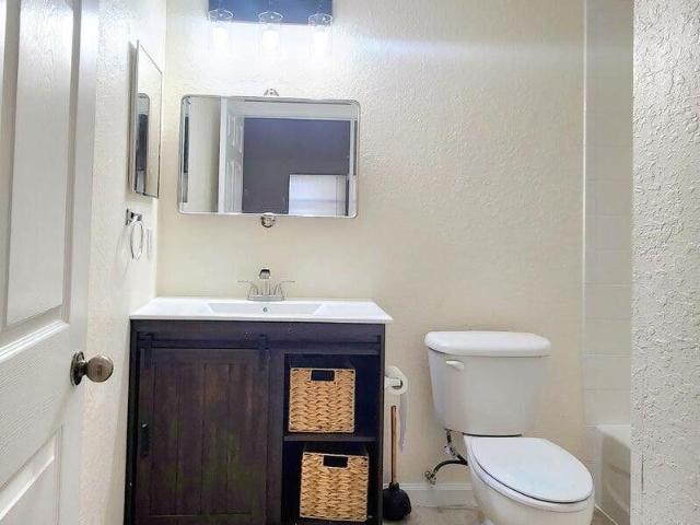 2 BR, 2 BA in Forest Hill Villas Garden Condominiums