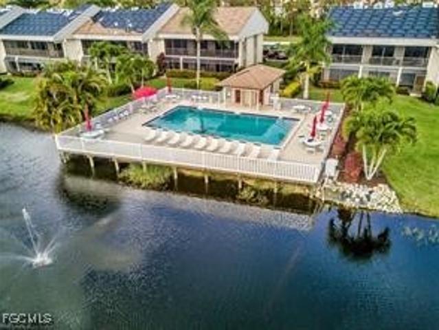 2 BR, 2 BA in Fort Myers