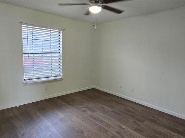 2 BR, 2 BA in Faulkner Point