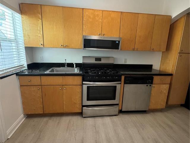 2 BR, 2 BA in Flamingo Lummus