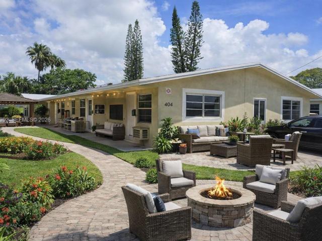 2 BR, 2 BA in Hallandale Beach City Center