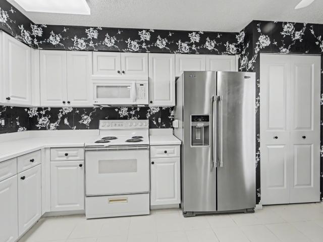 2 BR, 2 BA in Huntington Pointe