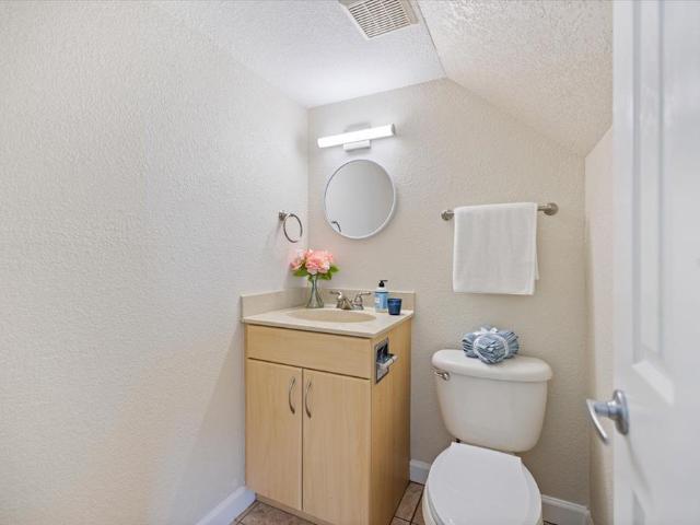 2 BR, 2 BA in Indian Beach Sapphire Shores