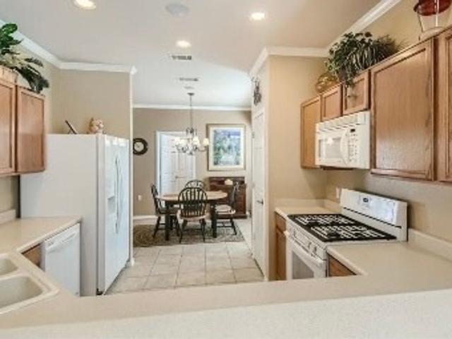 2 BR, 2 BA in Sun City