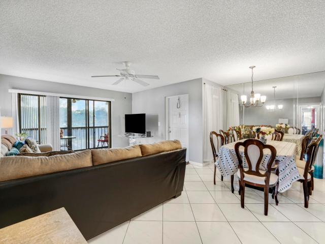2 BR, 2 BA in Pine Ridge North