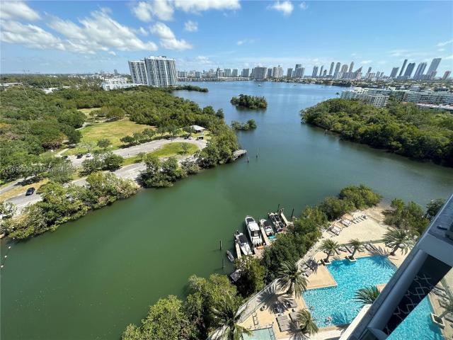 2 BR, 2 BA in Western Eastern Shores