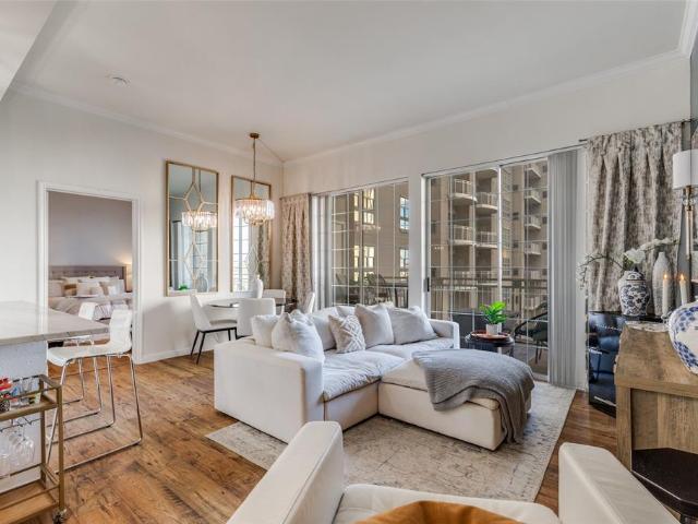 2 BR, 2 BA in The Renaissance on Turtle Creek Condominiums