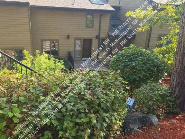 2 Br, 3 bath, Townhouse/Brownstone/RowHouse 111 Spar Ln