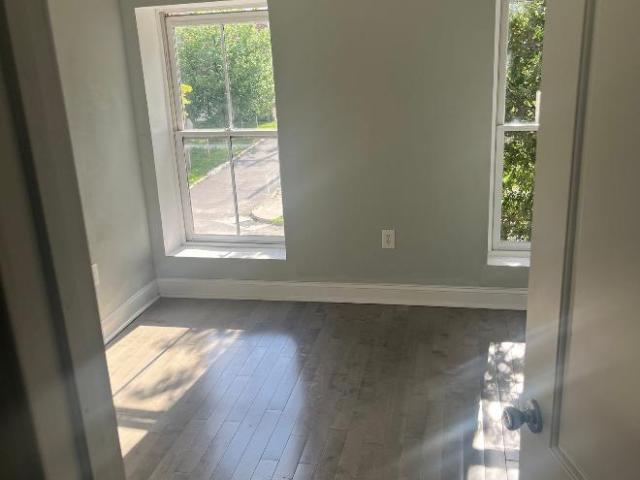 2 Br, 3 bath, Townhouse/Brownstone/RowHouse 11 S Schroeder St