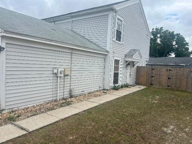2 Br, 3 bath, Townhouse/Brownstone/RowHouse 12325 Villager Court