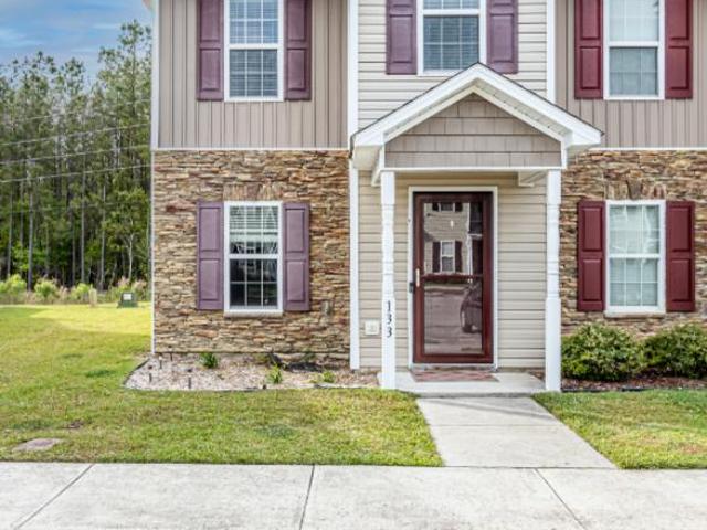 2 Br, 3 bath, Townhouse/Brownstone/RowHouse 133 Glen Cannon Dr
