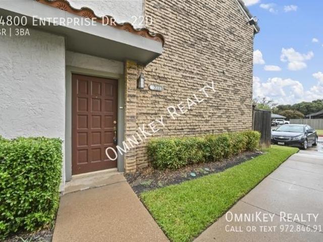 2 Br, 3 bath, Townhouse/Brownstone/RowHouse 14800 Enterprise Dr