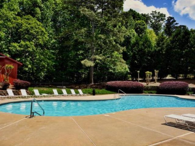 2 Br, 3 bath, Townhouse/Brownstone/RowHouse 141 Millpond Xing