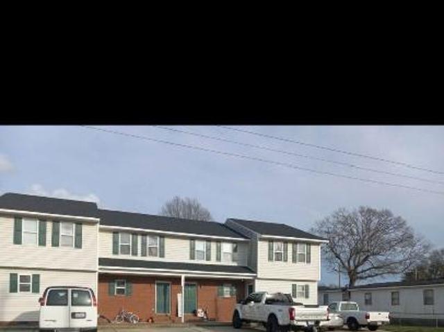2 Br, 3 bath, Townhouse/Brownstone/RowHouse 141 S Dunn St