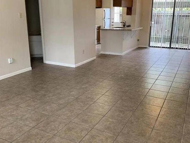 2 Br, 3 bath, Townhouse/Brownstone/RowHouse 1620 Wellington Place