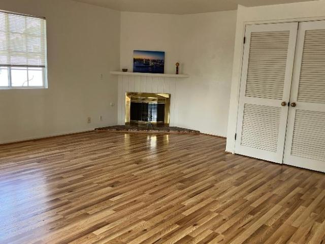 2 Br, 3 bath, Townhouse/Brownstone/RowHouse 230 Entrance Rd