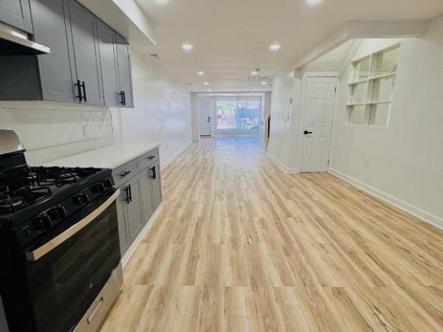 2 Br, 3 bath, Townhouse/Brownstone/RowHouse 241 Baltimore Ave