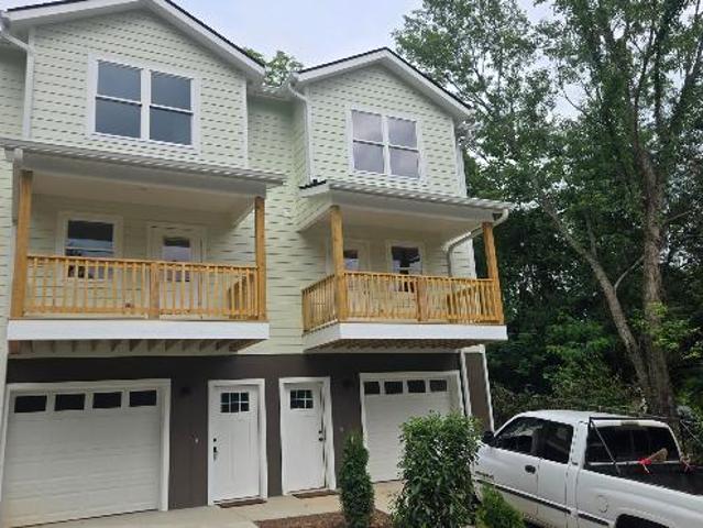 2 Br, 3 bath, Townhouse/Brownstone/RowHouse 26 Rhudy Rd