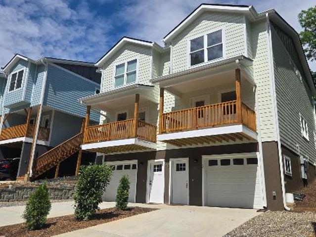 2 Br, 3 bath, Townhouse/Brownstone/RowHouse 26 Rhudy Rd