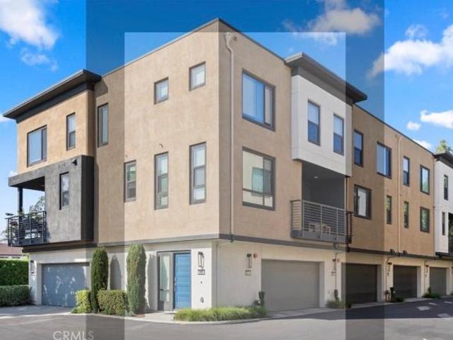 2 Br, 3 bath, Townhouse/Brownstone/RowHouse 2884 N Glassell St