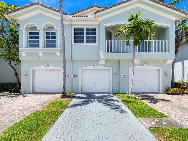2 Br, 3 bath, Townhouse/Brownstone/RowHouse 3057 Laurel Ridge