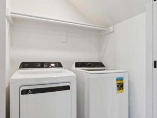 2 Br, 3 bath, Townhouse/Brownstone/RowHouse 3100 N Sooner Rd